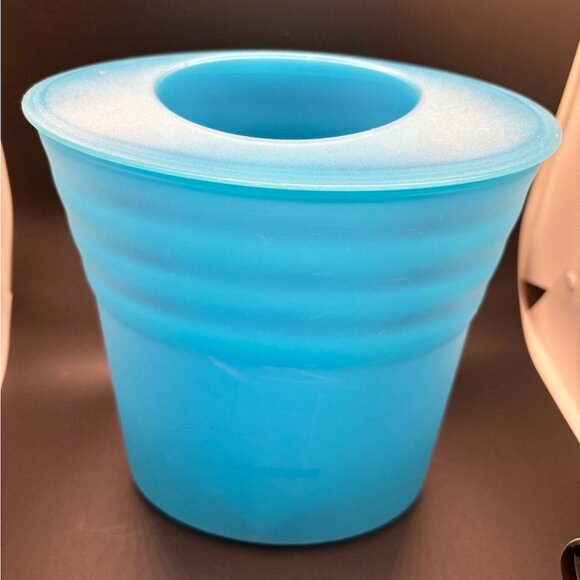 Tupperware | Kitchen | Tupperware Bottle Cooler Chiller | Poshmark